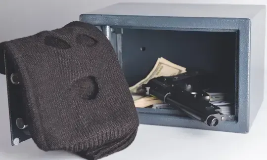 How to choose a gun safe? Kinds of safes and their differences | Sure ...