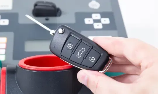Car Key Replacement Services: A Lifesaver for Modern Drivers | Sure ...