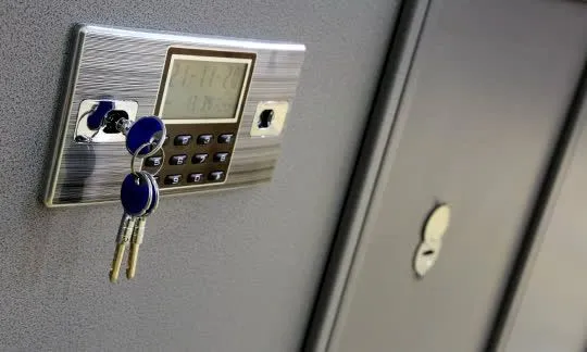 Which safe is better: key or code? | Sure Lock & Key