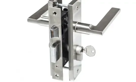 Understanding the differences between rim and mortise locks | Sure lock ...