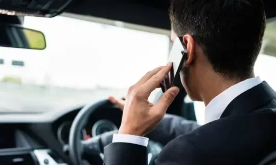 Driving safety tips: How to stay safe on the road | Sure lock & Key