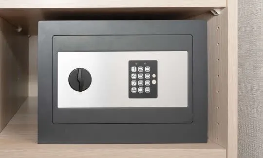 How to Open a Safe Without Key or Code: Expert Tips
